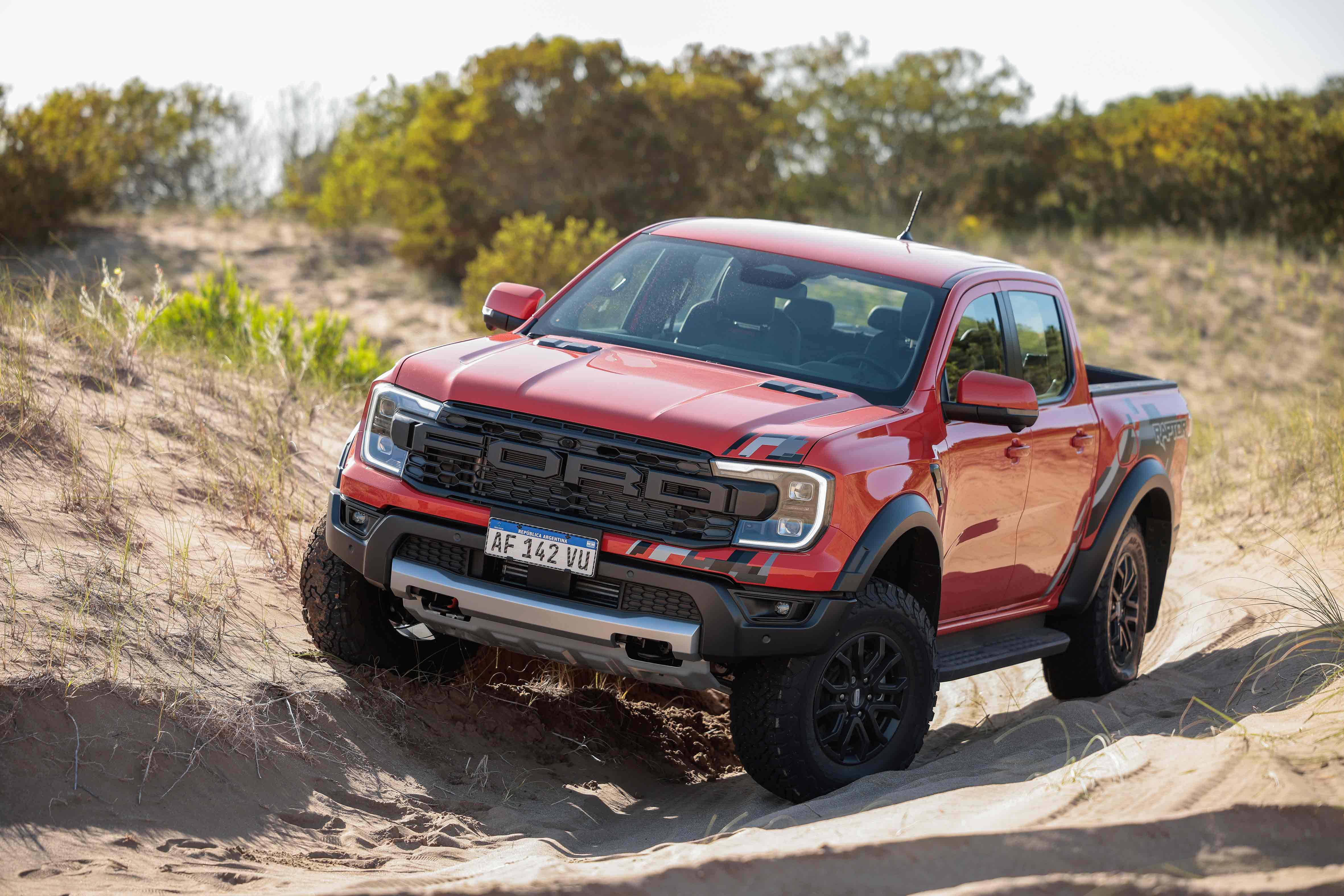 Descubre la nueva Ranger Raptor de Ford: una pick-up todoterreno de ...
