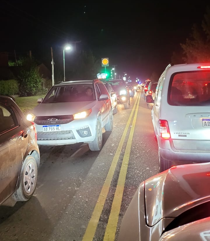 Colapsó el ingreso a Funes desde autopista por choque en cadena